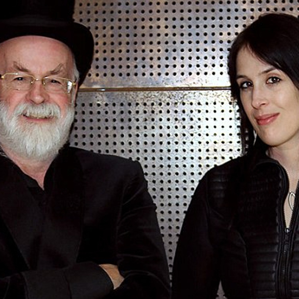 Rhianna's tribute to her father - Discworld.com